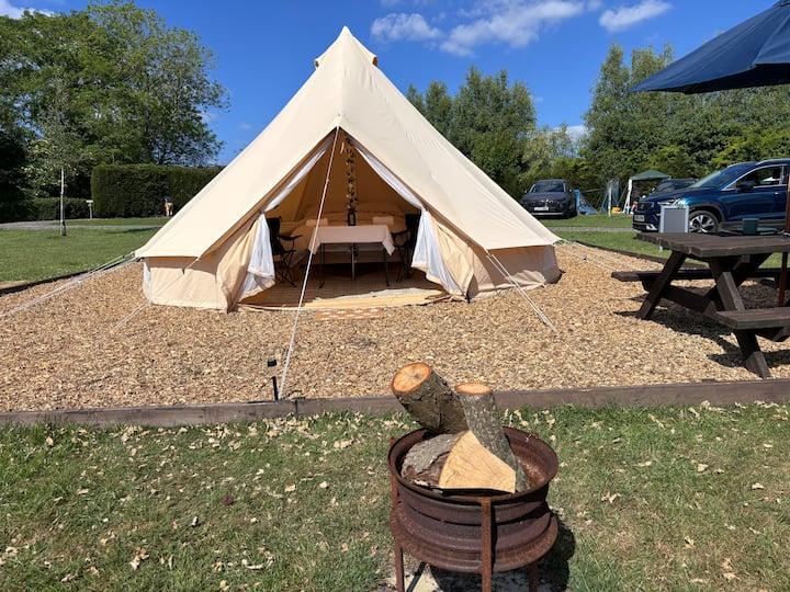 Bell Tent Glamping In Sussex - Crowborough