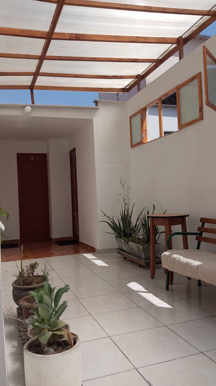 Cuarto X Loayza Y Metropolitano - Pérou