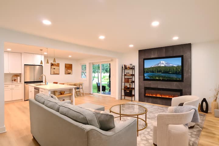 Near Colleges, Downtown, Moa & River/2 King Bd/4br - Saint Paul