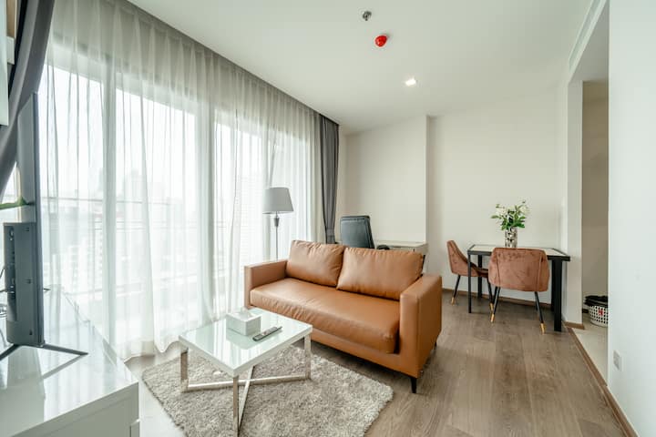 Downtown 2br At The Rich Nana - Bangkok