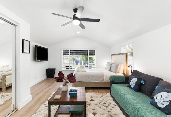 Stylish Serene Cabin For 4 Pkg Wifi 5 Min Beaches - Fort Lauderdale, FL