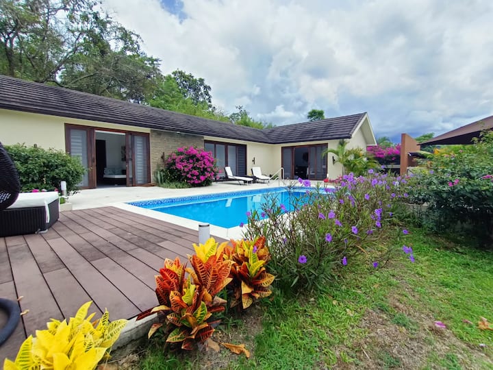Casa En La Mesa, Wifi, Bbq, Tv Piscina Climatizada - La Mesa