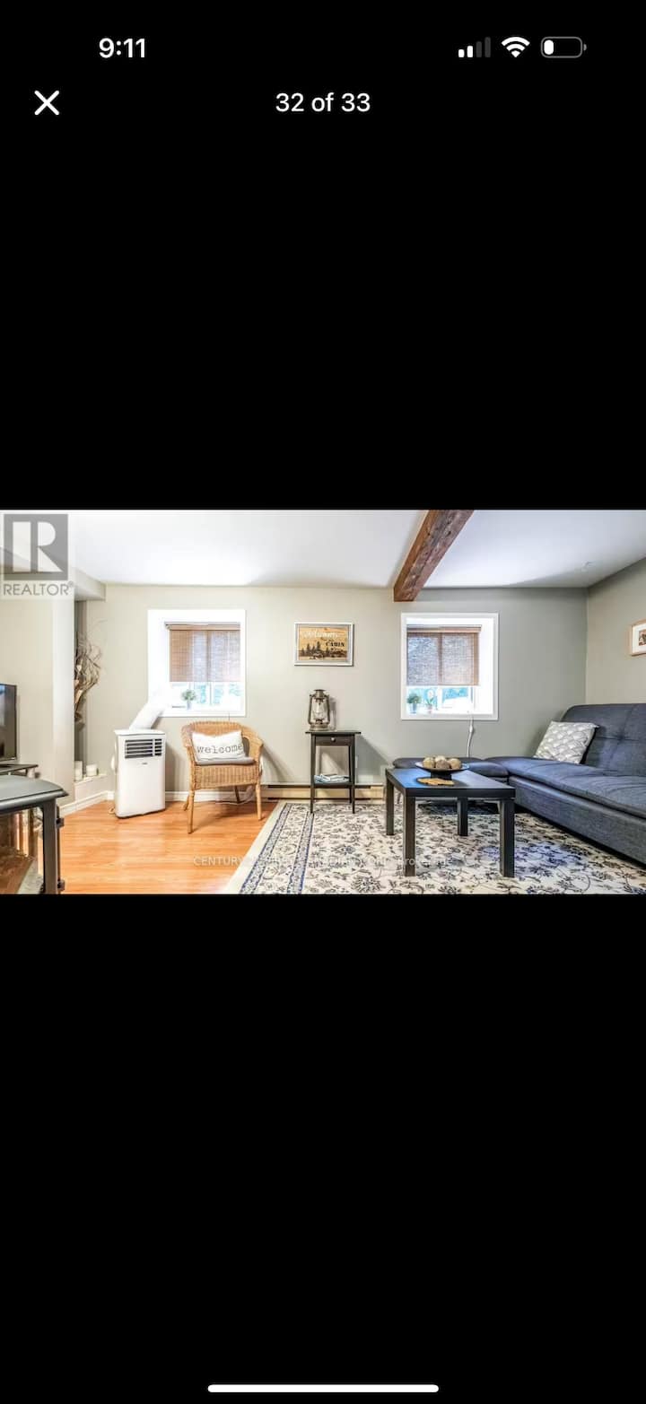 The Cozy Loft - Gem In The City - St. Jacobs