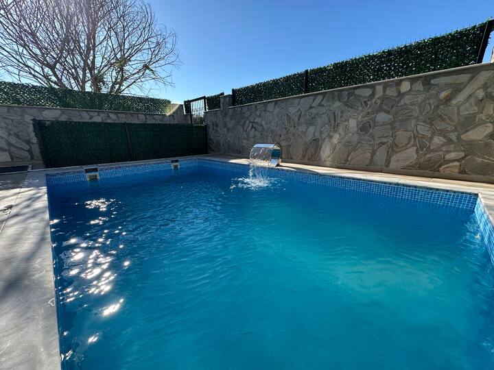 Müstakil Havuzlu Villa - Kuşadası