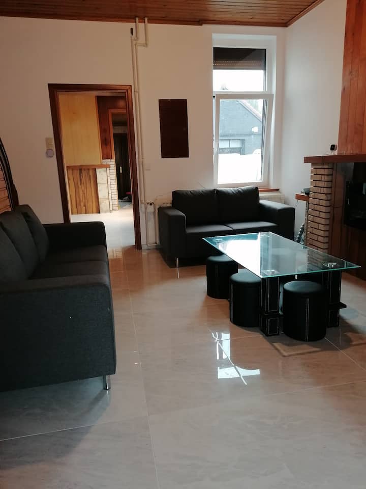 1 Chambre à Ransart à 4 Km De L'aéroport - Charleroi