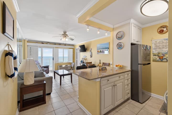 Ocean Front | Beach View | Watch Dolphins! 704 - Virginia Beach, VA