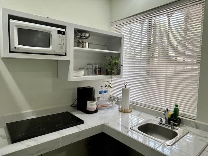 Suite A 1 Min Del Consulado - Brownsville