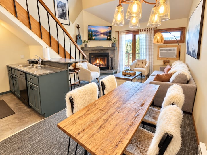 Moose Mtn Retreat | Ski-in/out | Pool & Hot Tub - Lutsen, MN