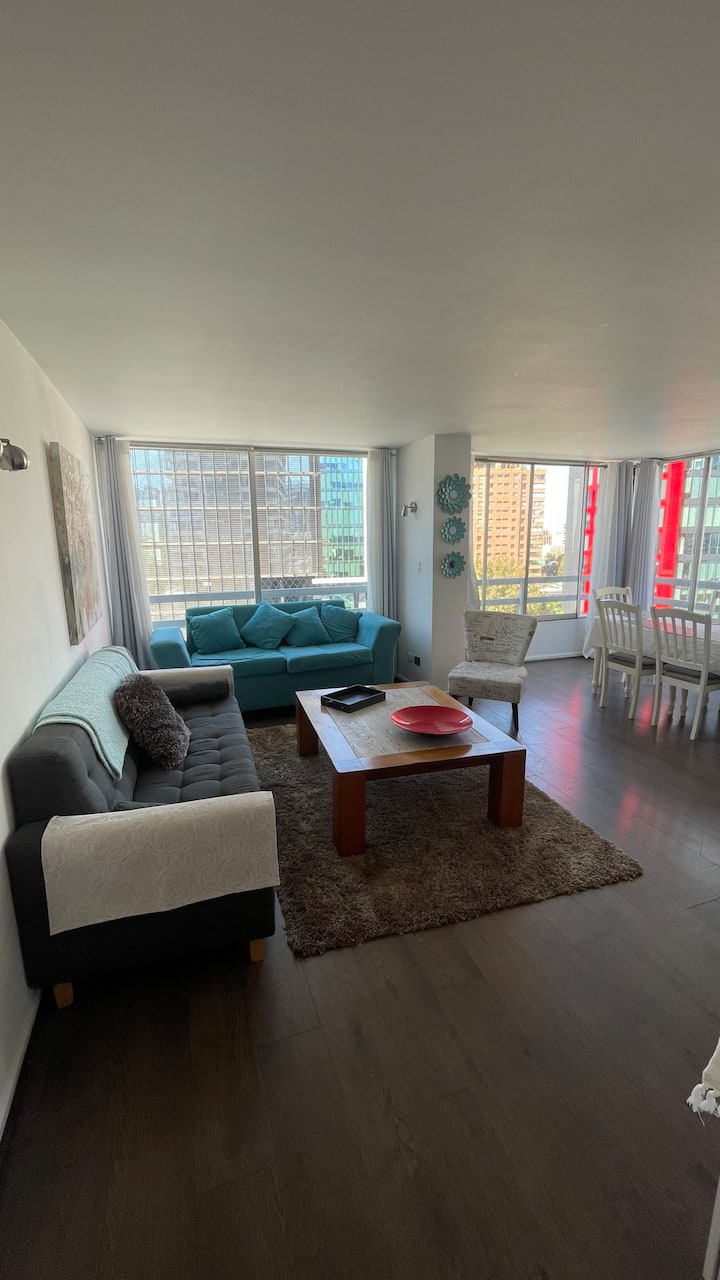 Amplio 3br Walk Parque Arauco Parking/8 Huespedes - Santiago