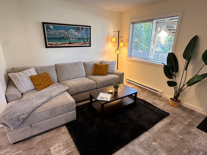 2br Carriage House Near Nrgh - Nanaimo