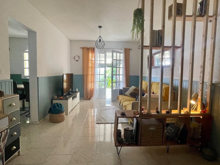 Maison Cosy à Sainte Clotilde - Saint-Denis, La Réunion