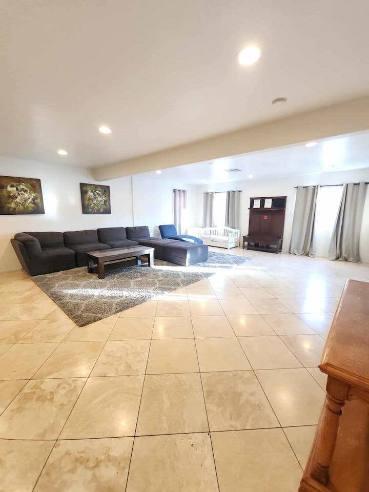 List D- Big Space. Oc, Near Disney & Little Saigon - Garden Grove