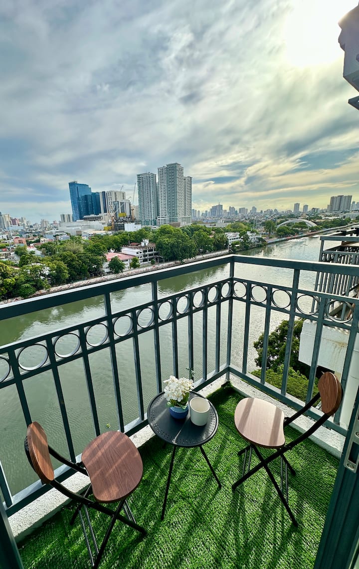 Cozy Condo In Mandaluyong | Balcony, Pool &Netflix - Manila