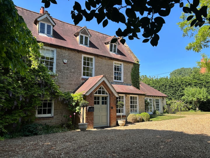 Private Room And En-suite - Stratford-upon-Avon