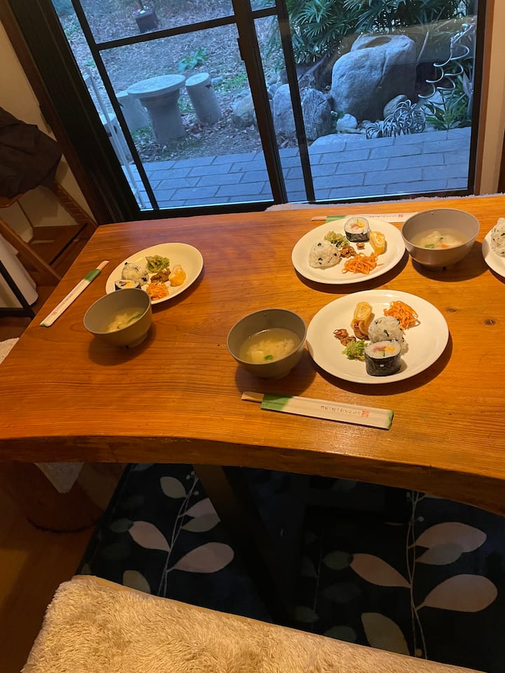 川のせせらぎで目覚める一棟貸し平屋｜川音の宿 Kawanton｜bbq＆焚火ok,1人から大人数ok - Kurume