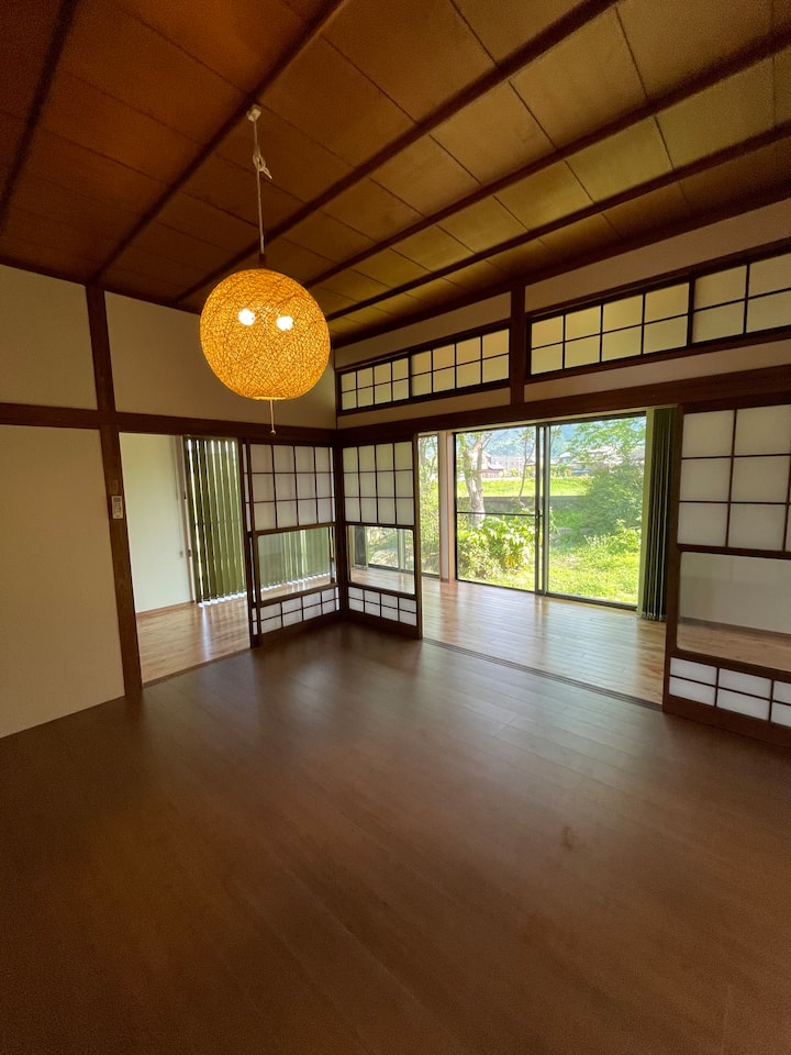 川のせせらぎで目覚める一棟貸し平屋｜川音の宿 Kawanton｜bbq＆焚火ok,1人から大人数ok - 우키하시