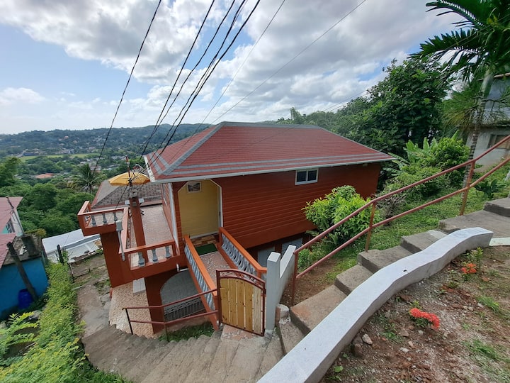 Breathtaking Sunrise Haven - Port Antonio