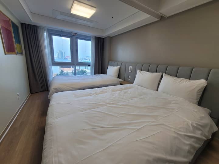 509 <속초마리나호텔> 속초해수욕장5분_청초호_넷플릭스_무료주차_최대3인 침대2개 - Sokcho-si