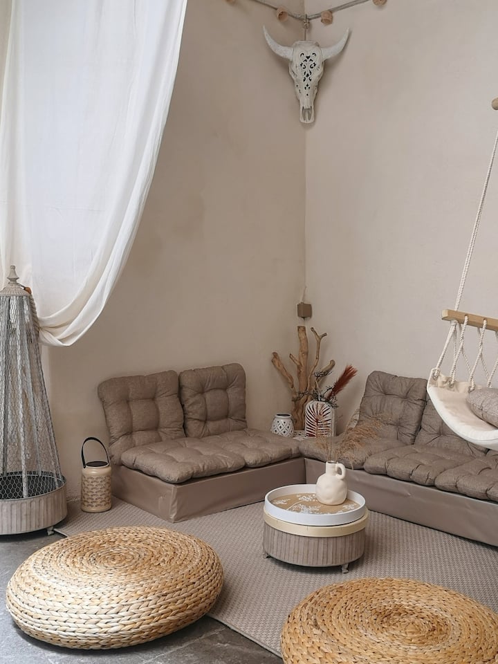 Spacieux 75m² En Centre Ville + Cour Intérieure - Chaponnay