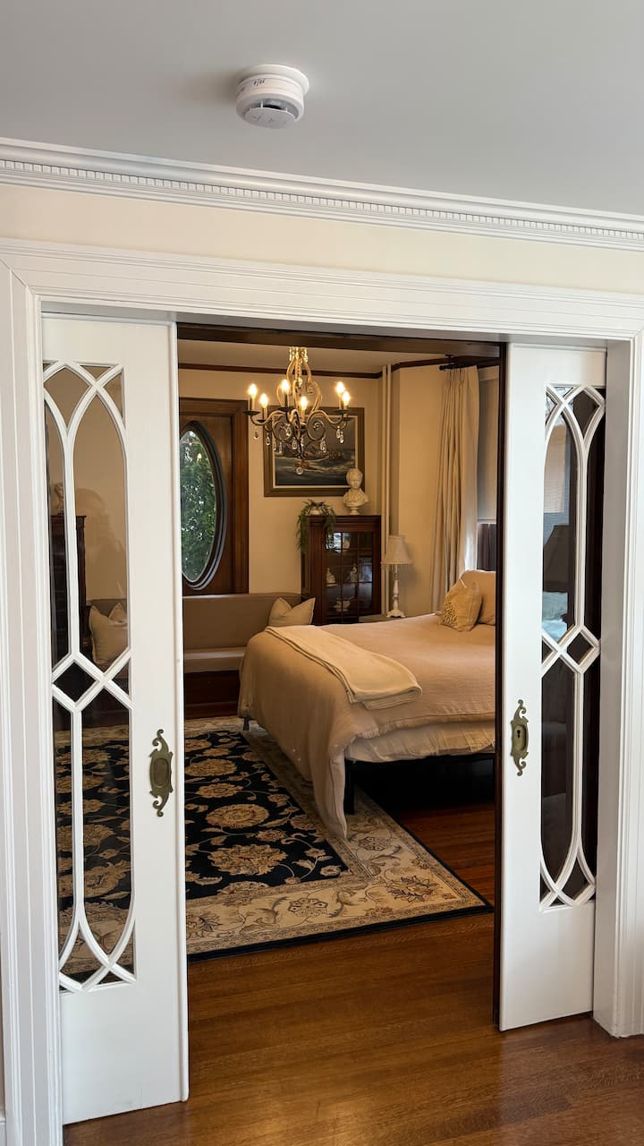 5 Star Stay! King Beds, Parking, Easy Beach Access - Manchester-by-the-Sea, MA