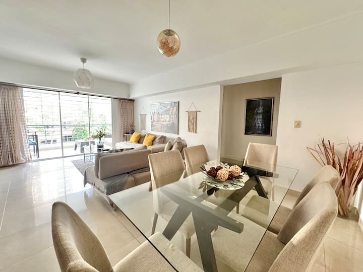 Great Location At Piantini - Santo Domingo