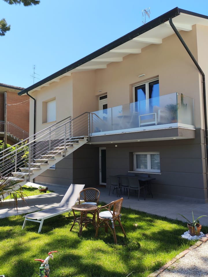 Casa Con Giardino - A Pochi Passi Dal Fantini - Cervia