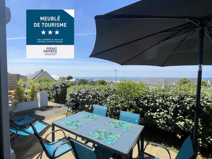 Jolie Maison De Vacances 3* Vue Mer Avec Piscine - Plomodiern