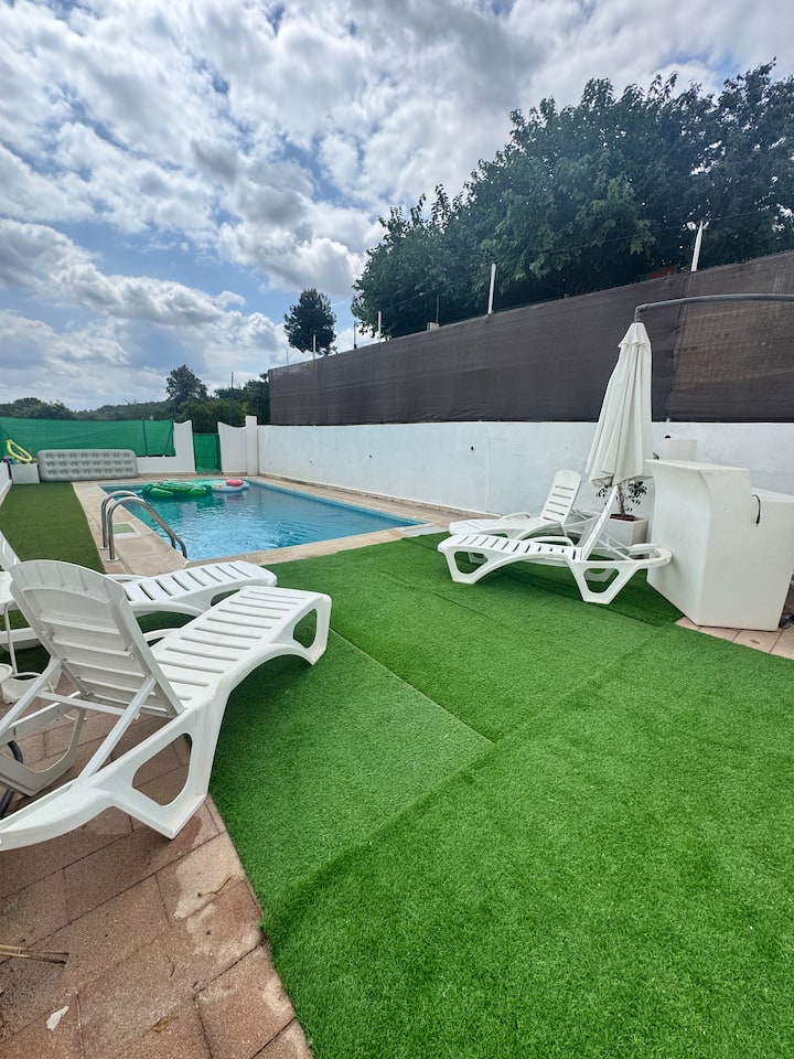 Casa Con Jacuzzi Exterior Y Piscina. - Canals