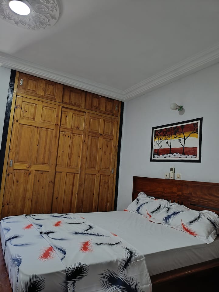 Chic Studio Angre 7e Tranche - Abidjan