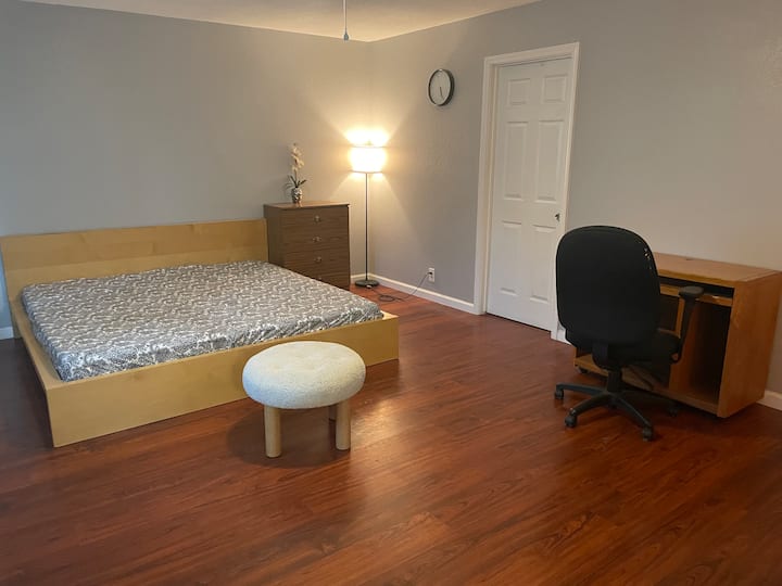 One Bedroom Dosanjh Home 1 - Modesto, CA