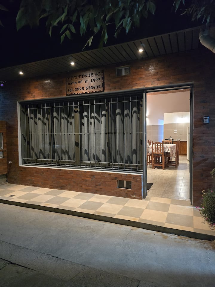 Hospedaje 46 - Colonia Caroya