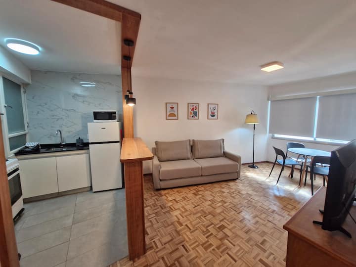 En El Casco Histórico Y Cultural - 蒙德維的亞