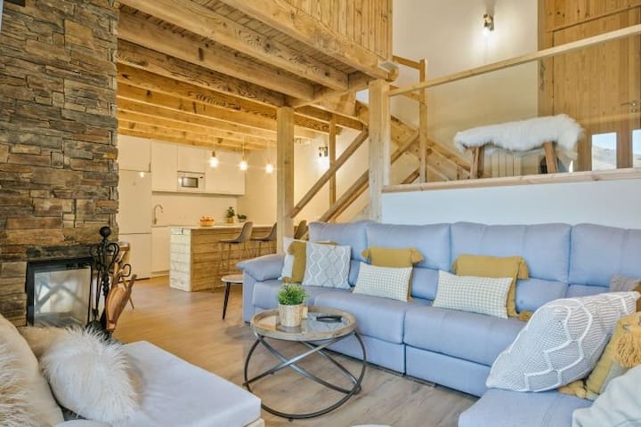 Eth Estel De Salardú-park A 1 M. Gran Chimenea-5tv - Vielha