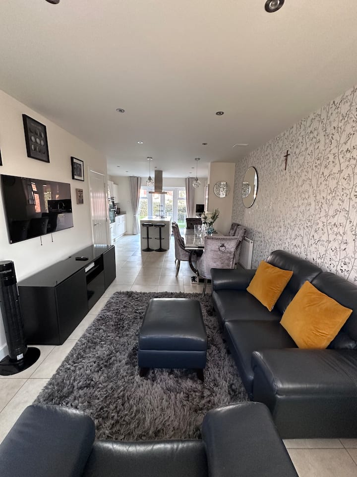 Luxury Guest Room - Northampton