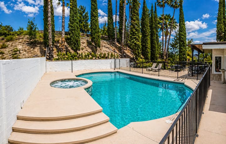 4bd, Huge Patio Pool & Jacuzzi | West Hills - Agoura Hills, CA