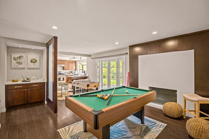 White Lotus Resort Pool Home 4b3b | 5 Parking Spot - Rowland Heights, CA