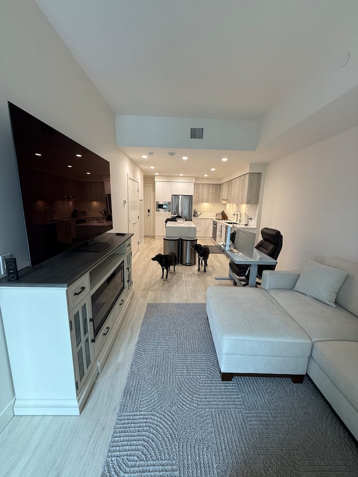Kelowna Lakeside Townhouse - Kelowna