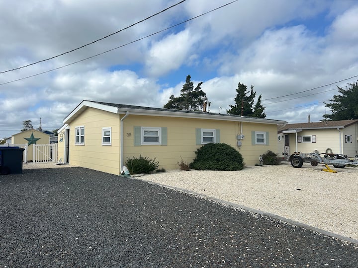 Beautiful 3br Lagoon Front Home - Long Beach Island, NJ