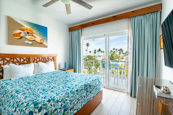 Sunkissed Getaway  Oceanview - Punta Cana