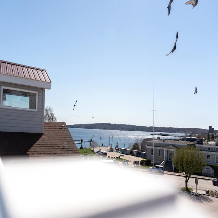 Double Queen Room With Balcony - Rockland, ME