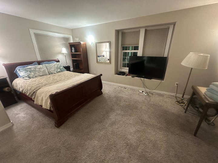 Suite In North Tacoma House - Gig Harbor, WA