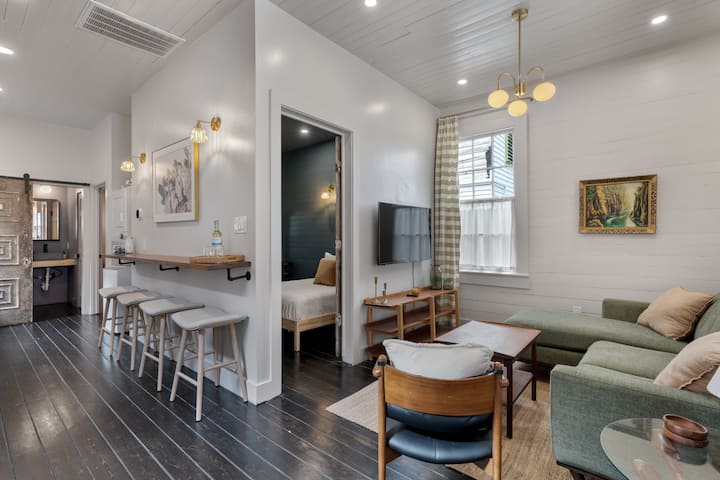 [Maverick Bungalow] Cowboypool-petfriendly-central - Texas