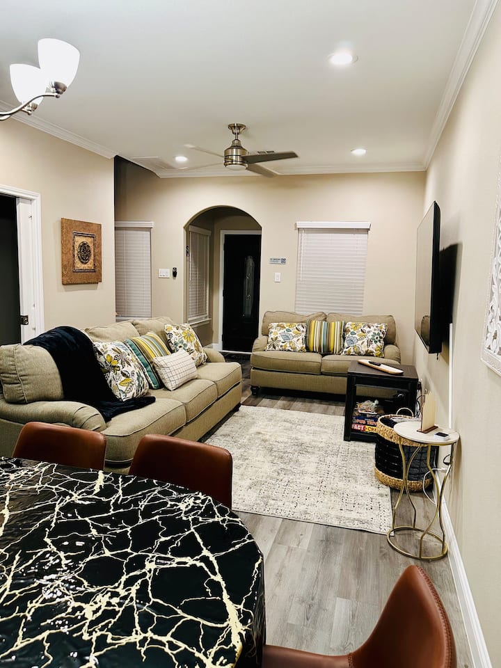 Cozy 4br Home Near Park & Community Pool - Waxahachie, TX