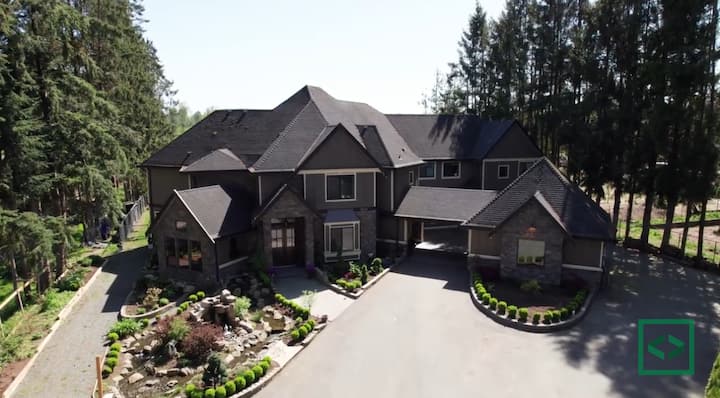 1 Bed 1 Bath Guest House. - Aldergrove