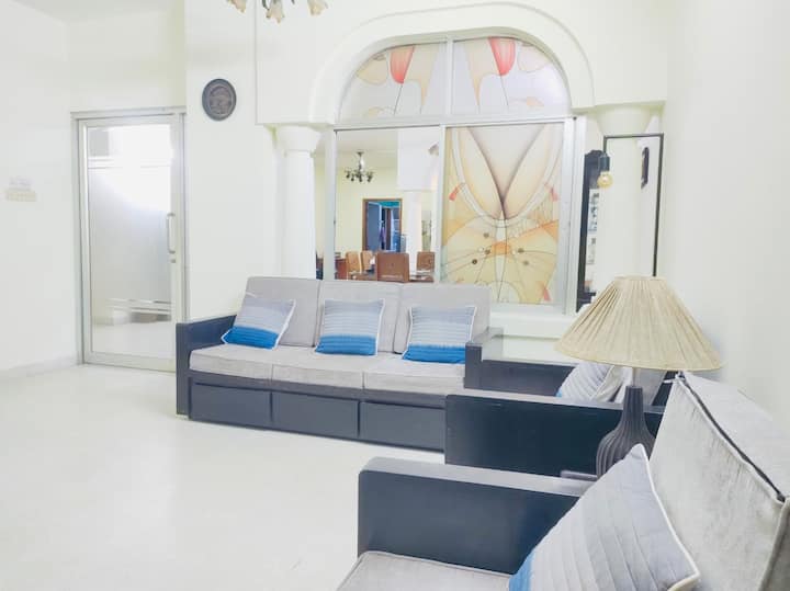 Gulshan 3br Ac Apt/ Prime Location Near Lake - Dhaka