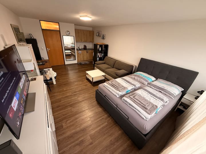 Apartment Im Herzen Ludwigsburgs Mit: Sky, Dazn - Bietigheim-Bissingen