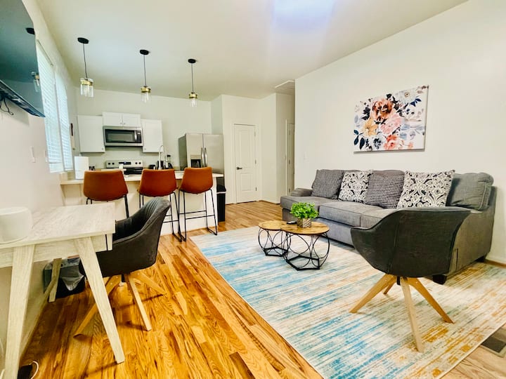 Suite One, Apt Near Down Town - Winston-Salem, NC