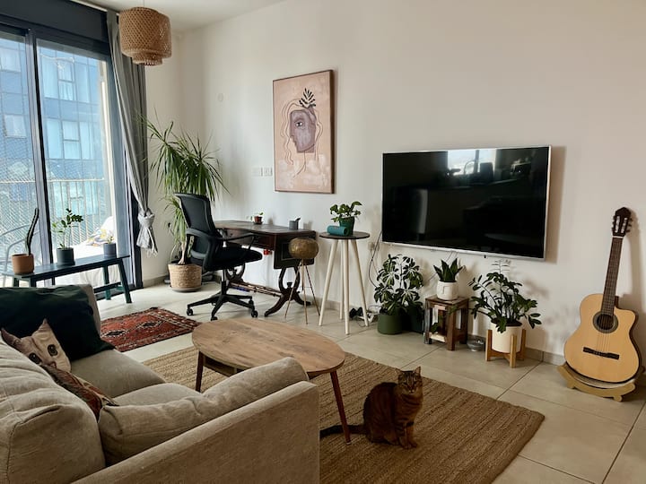 Florentine Gem -Friendly Cat Lives Here! - Tel Aviv