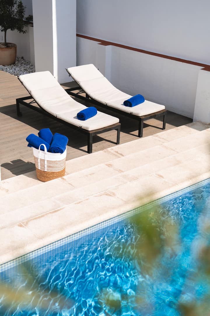 Standard Twin Room With Balcony At Hotel Onix Fira - Barcelona