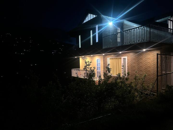 Gauti’s Apple Retreat - Narkanda